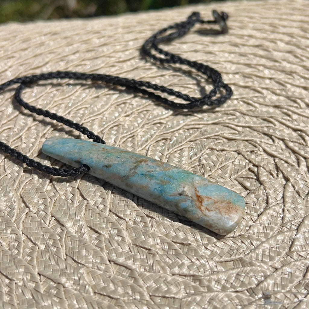 Aotea Droplet Pendant – Aotearoa Gemstones